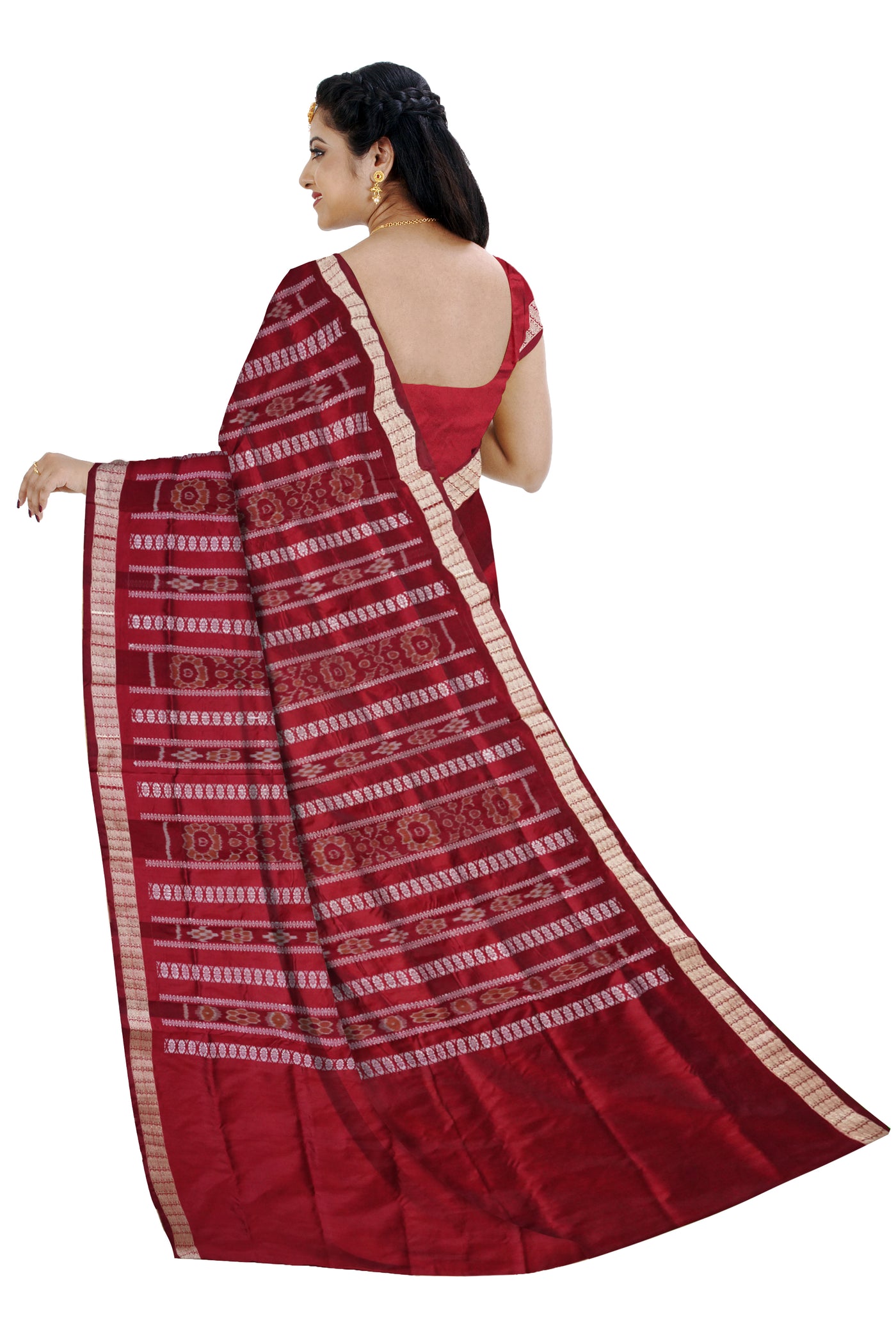 Sky blue and maroon patli saree, bandha pallu, traditional kalash with